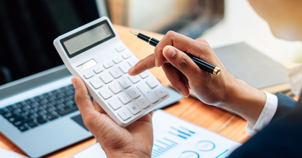 How to Build Your Marketing Budget (+10 Free Templates) | LocaliQ